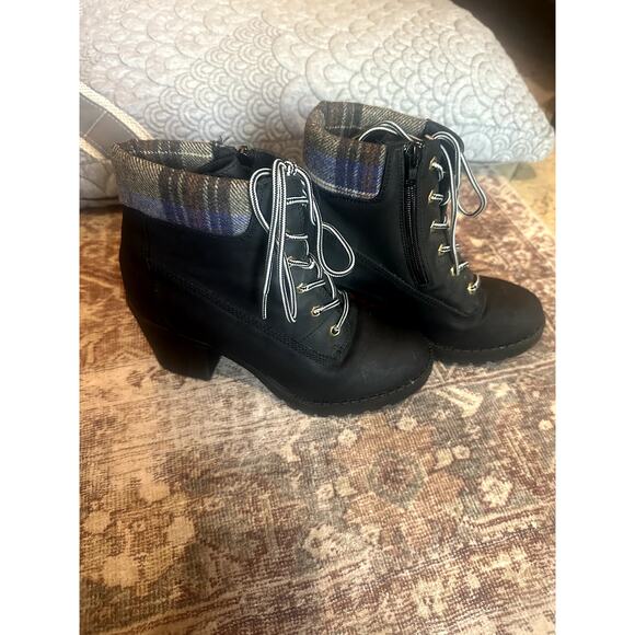 Zigi Soho | Shoes | Zigi Soho Boots With Plaid | Poshmark